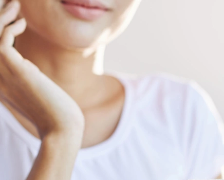 Are Cream Cleansers Good for Dry Skin? A Skincare Expert’s Guide ...